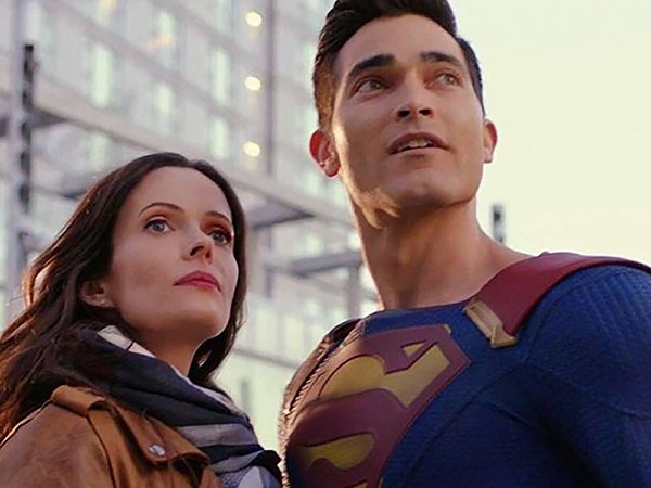 Superman TV show officially confirmed for the Arrowverse | It's A Stampede!