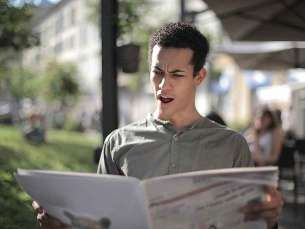 What is a movie review embargo? | It's A Stampede!