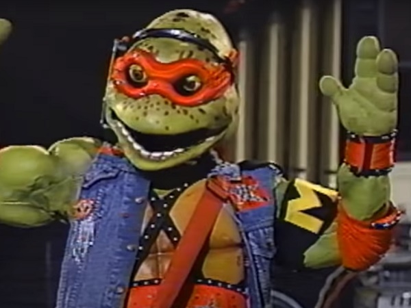 Watching Teenage Mutant Ninja Turtles: Coming Out of Their Shells Tour ...