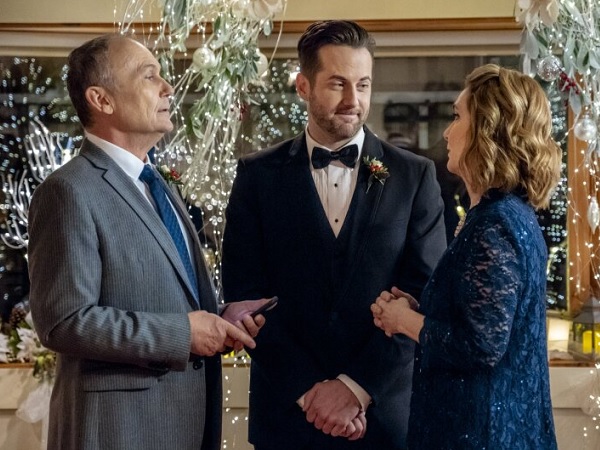 How many Hallmark Father Christmas movies are there? | It's A Stampede!