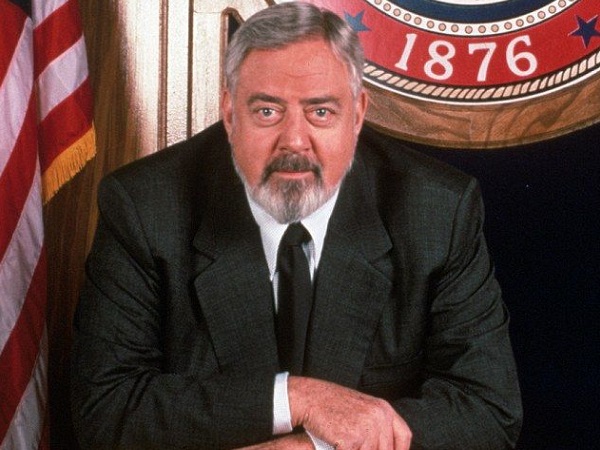 What is the order of the Perry Mason TV movies? | It's A Stampede!