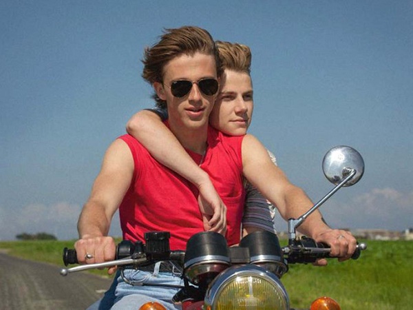 25 best sizzling summer movies to watch | It's A Stampede!