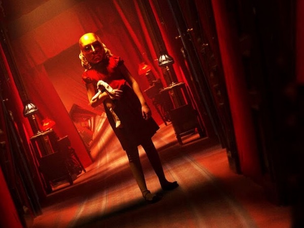 Review: Cadaver (2020) | It's A Stampede!