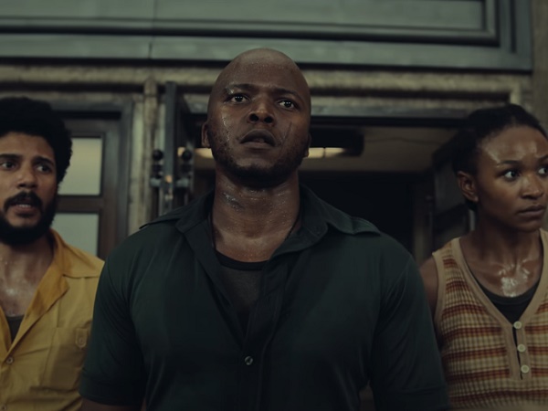 Review: Silverton Siege (2022) | It's A Stampede!