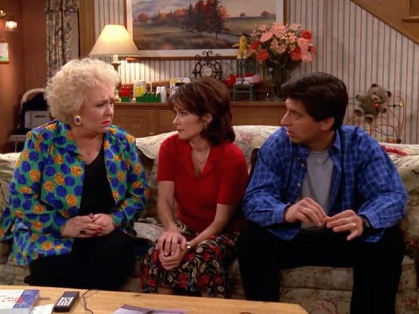 List of Everybody Loves Raymond Christmas episodes | It's A Stampede!