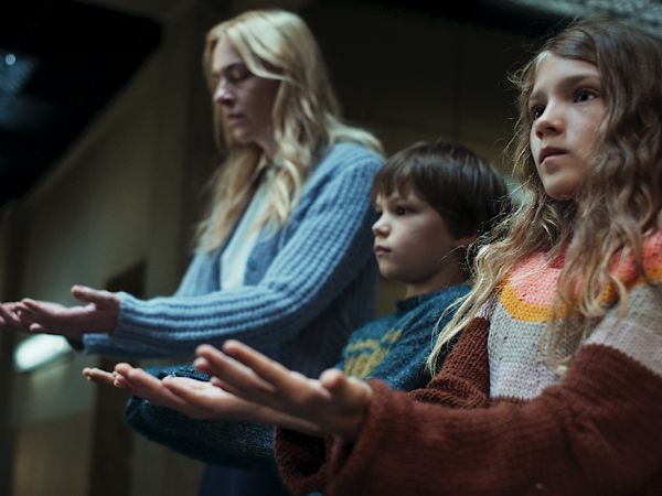 What is Netflix’s Dear Child? | It's A Stampede!