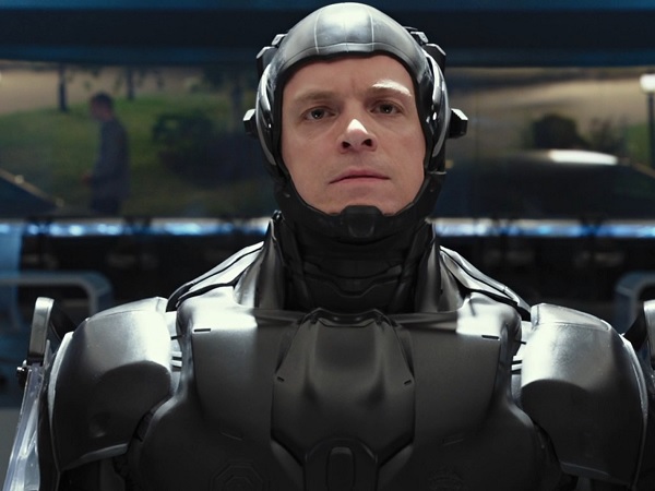 What is the order of the RoboCop movies? | It's A Stampede!