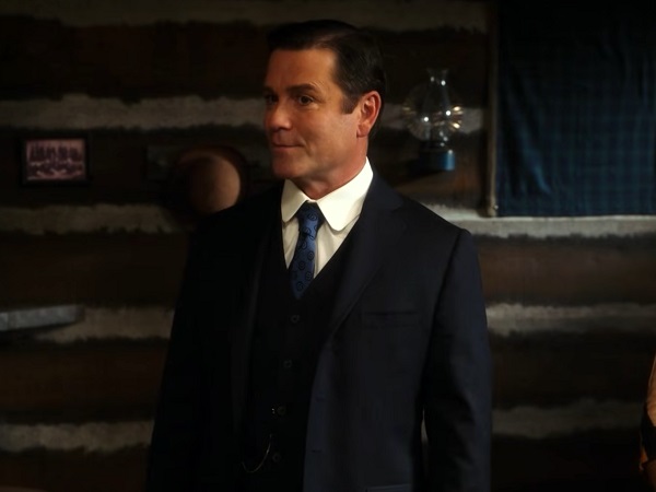 The Murdoch Mysteries episodes in order | It's A Stampede!