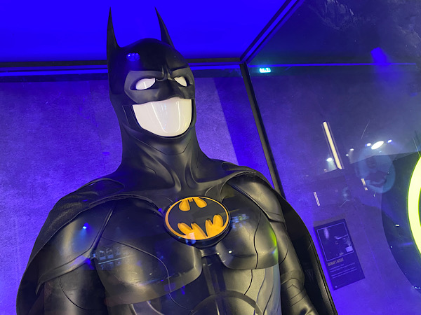 Batman Unmasked arrives in Manchester | It's A Stampede!