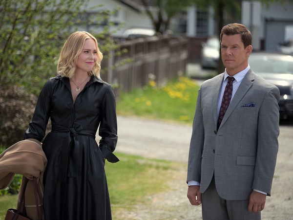 Hallmark unveils Signed, Sealed, Delivered: A Tale of Three Letters ...