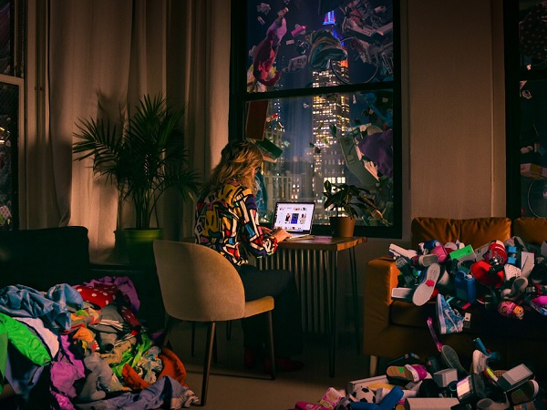 Review: Buy Now!: The Shopping Conspiracy (2024) | It's A Stampede!